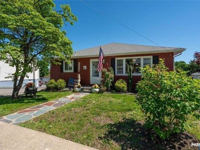 3 bedroom, Boonton NJ 07005 LS102777973