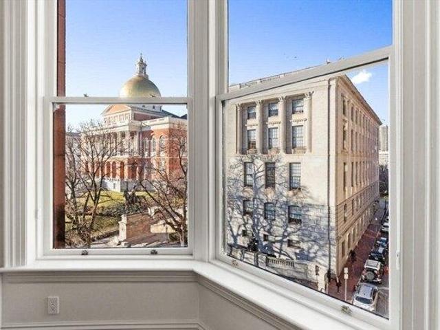 3 bedroom, Boston MA 02108 102528854
