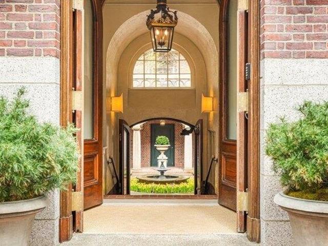 3 bedroom, Boston MA 02108 103222470