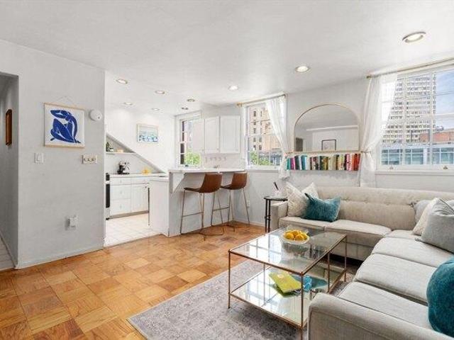 3 bedroom, Boston MA 02114 104567350