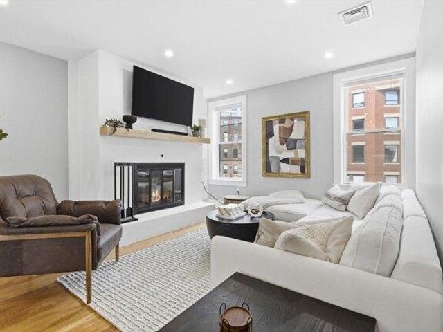 3 bedroom, Boston MA 02114 104831152
