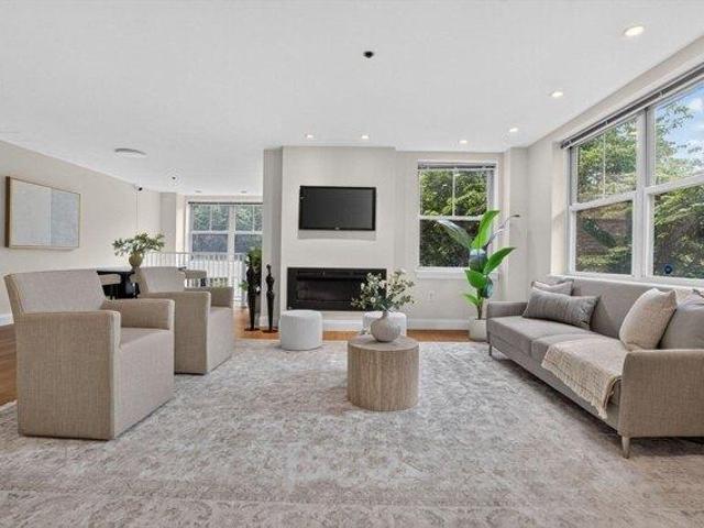 3 bedroom, Boston MA 02114 104834931