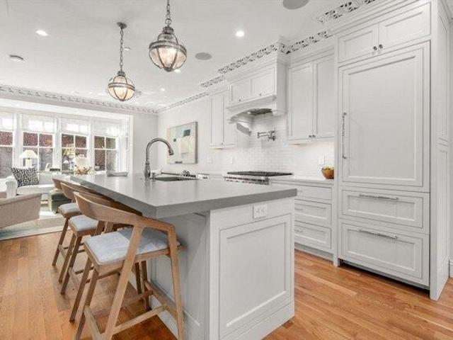3 bedroom, Boston MA 02116 102283363