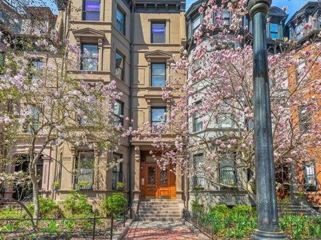 3 bedroom, Boston MA 02116 102218124