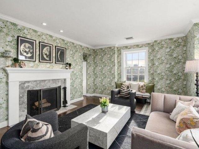 3 bedroom, Boston MA 02116 105080812