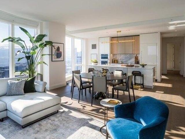 3 bedroom, Boston MA 02110 102562108