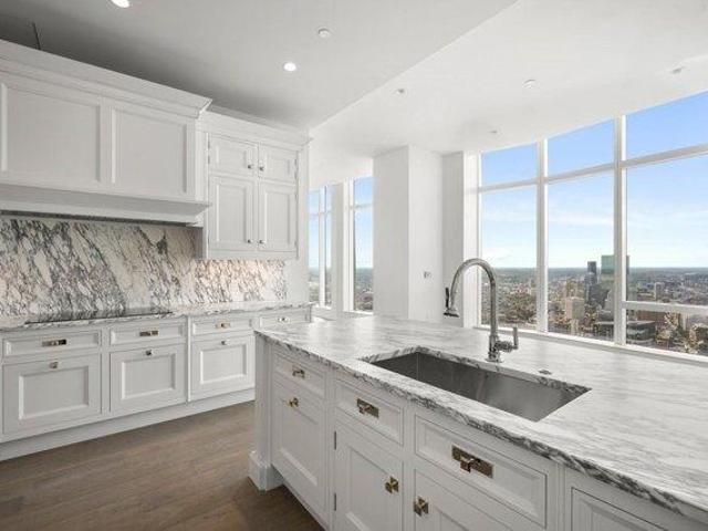 3 bedroom, Boston MA 02110 102529223