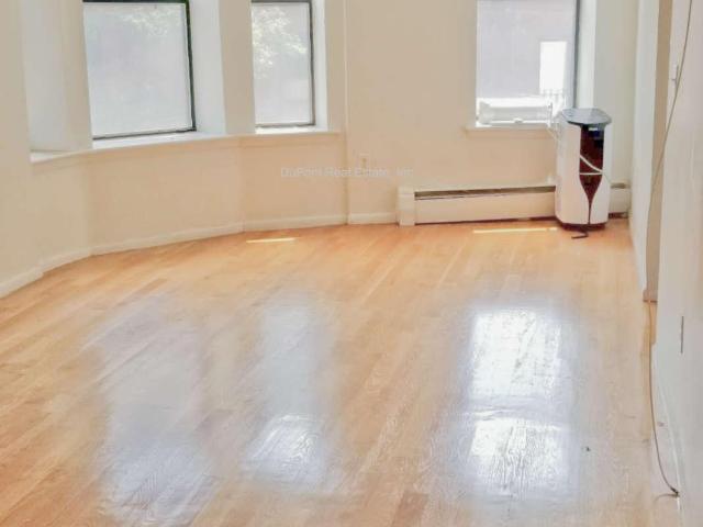 3 bedroom, Boston MA 02113 40165424