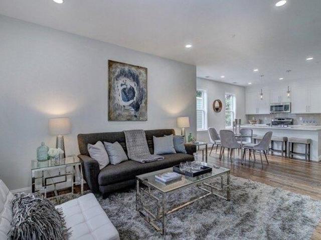 3 bedroom, Boston MA 02124 102346948