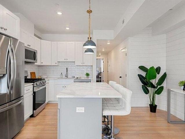 3 bedroom, Boston MA 02124 103663377