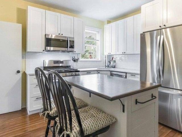 3 bedroom, Boston MA 02124 104718262
