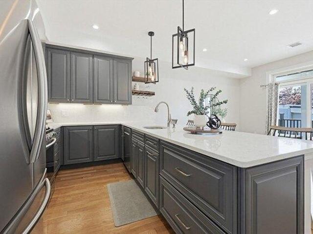 3 bedroom, Boston MA 02128 LS102775326