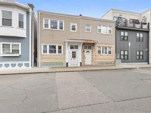 3 bedroom, Boston MA 02128 LS102961998