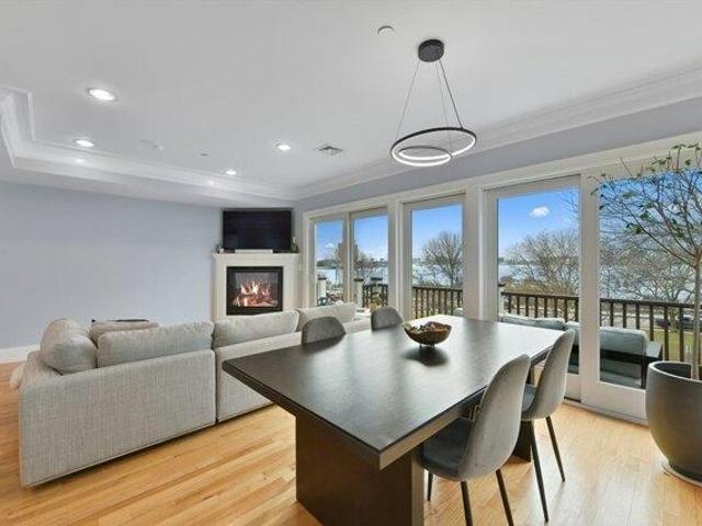 3 bedroom, Boston MA 02128 LS103018694