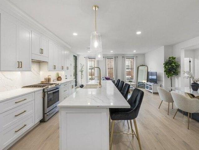 3 bedroom, Boston MA 02128 102062458
