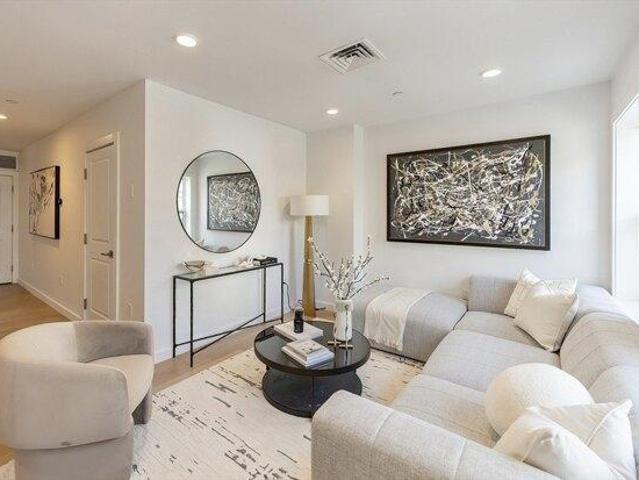 3 bedroom, Boston MA 02128 102370154