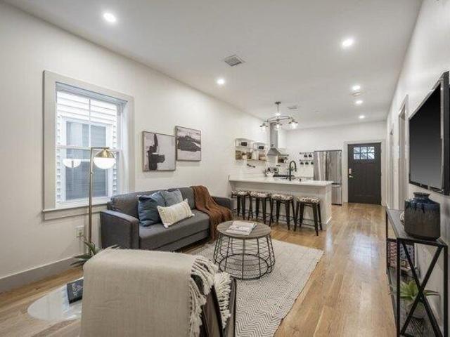 3 bedroom, Boston MA 02128 102411264