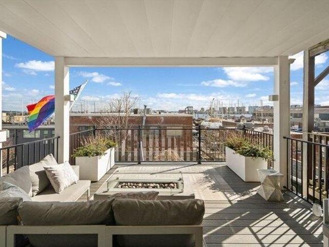 3 bedroom, Boston MA 02128 102822817