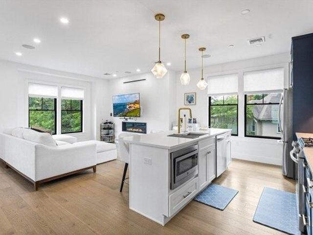 3 bedroom, Boston MA 02121 105106139