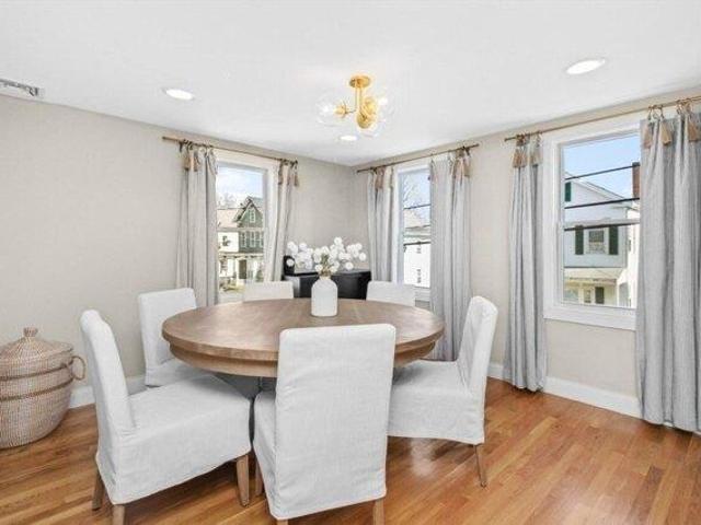 3 bedroom, Boston MA 02122 LS103102044