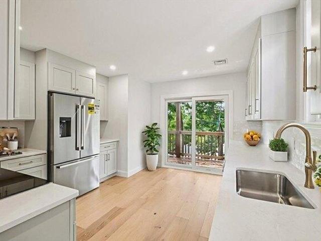 3 bedroom, Boston MA 02135 102412183