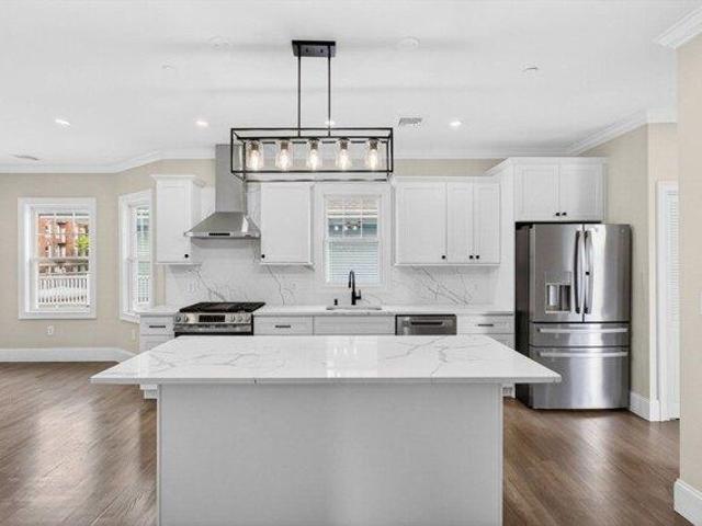 3 bedroom, Boston MA 02135 104480131
