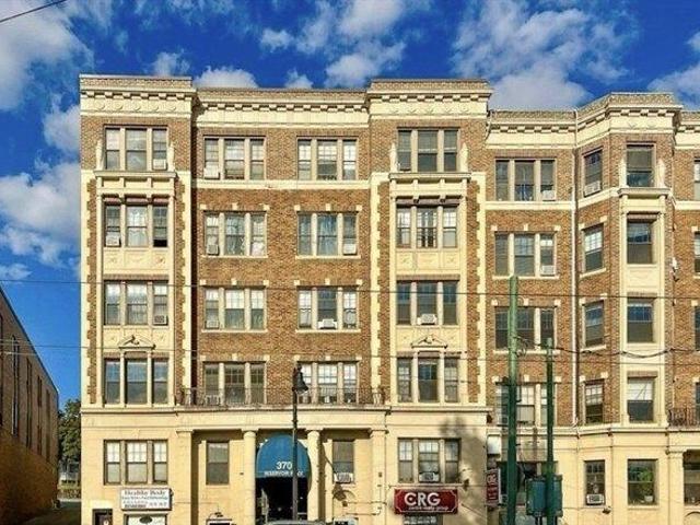 3 bedroom, Boston MA 02135 104409604