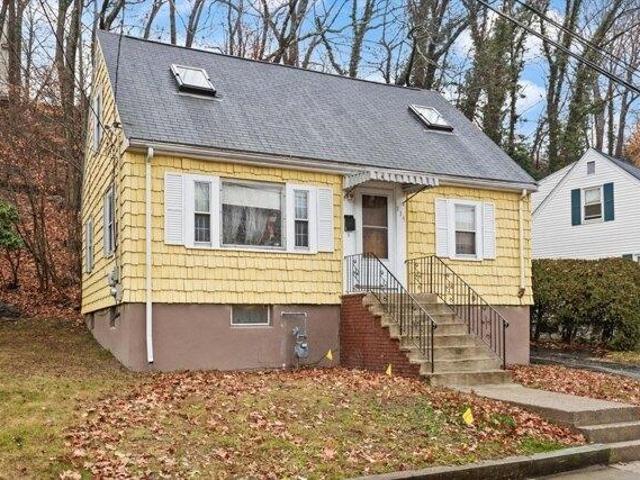 3 bedroom, Boston MA 02136 102314570