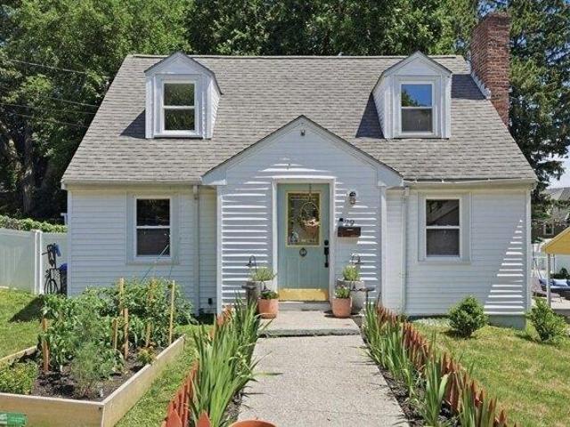 3 bedroom, Boston MA 02136 104761950