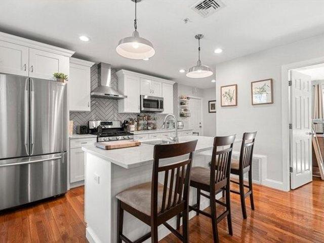 3 bedroom, Boston MA 02130 104811973