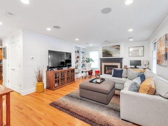 3 bedroom, Boston MA 02131 102728376