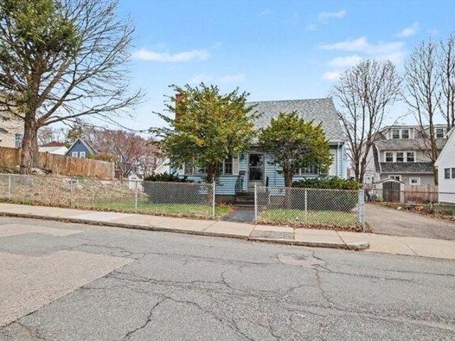 3 bedroom, Boston MA 02132 LS102448162