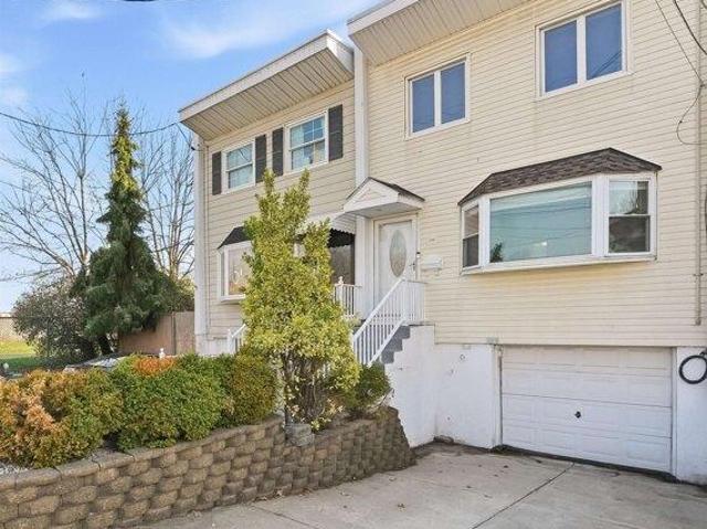 3 bedroom, Bayonne NJ 07002 102256340