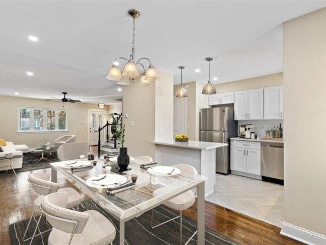 3 bedroom, Bayonne NJ 07002 LS101658140