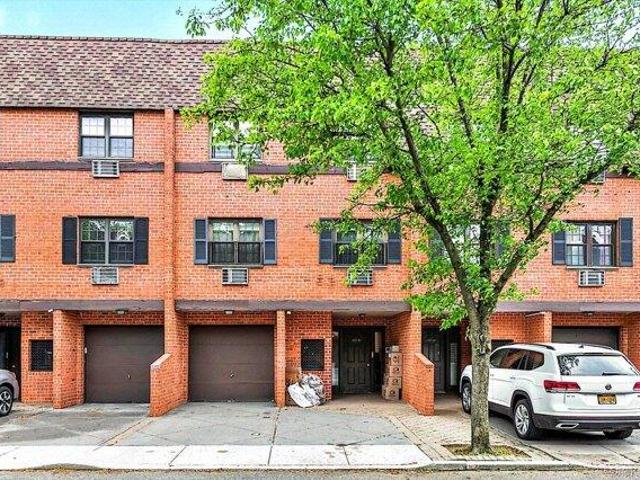 3 bedroom, Bayside NY 11364 103600312