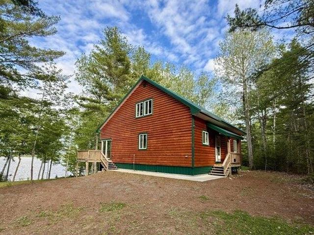 3 bedroom, Baileyville ME 04694 104608675