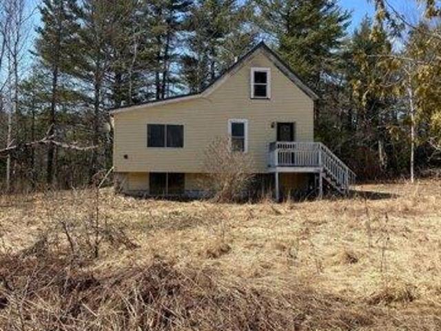 3 bedroom, Baileyville ME 04694 102670062