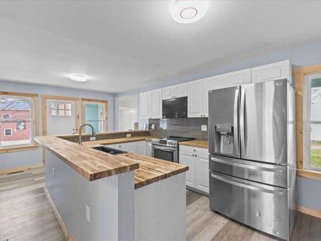 3 bedroom, Bakersfield VT 05441 LS102592491