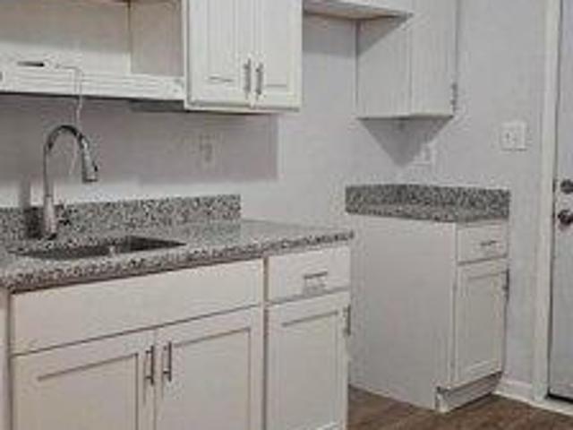 3 bedroom, Baltimore MD 21226 104901735
