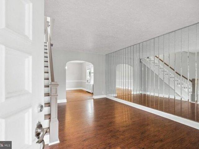 3 bedroom, Baltimore MD 21229 88664392