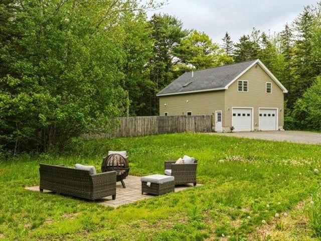 3 bedroom, Bar Harbor ME 04609 LS103034129