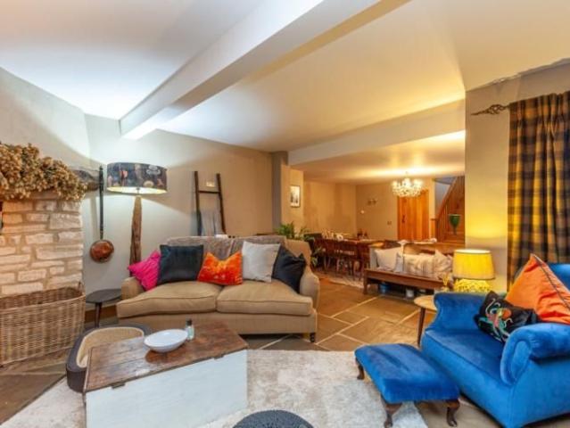 3 bedroom barn to rent