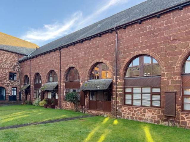 3 Bedroom Barn Conversion Character Property