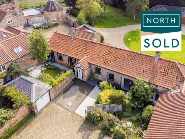 3 Bedroom Barn Conversion Character Property