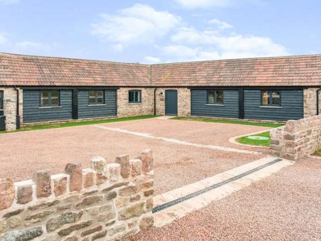 3 Bedroom Barn Conversion Character Property