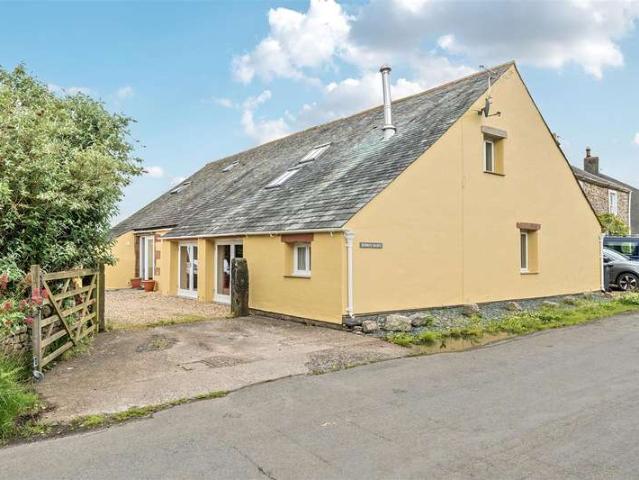 3 Bedroom Barn Conversion Character Property