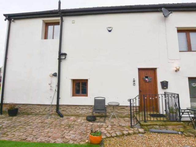 3 Bedroom Barn Conversion Character Property