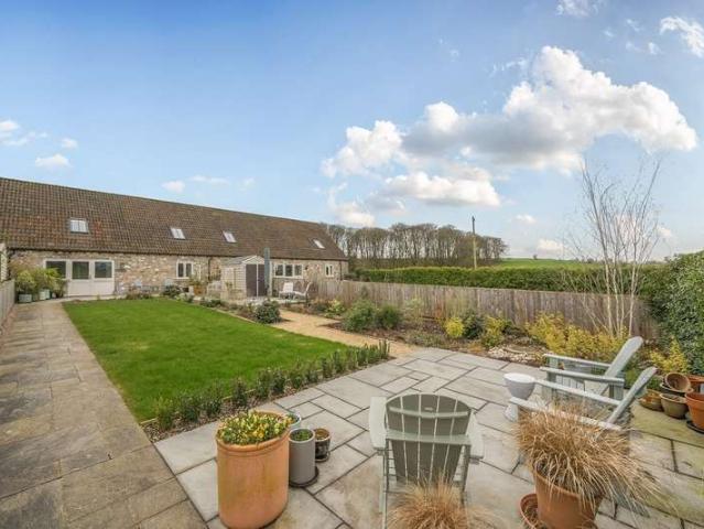 3 Bedroom Barn Conversion Character Property