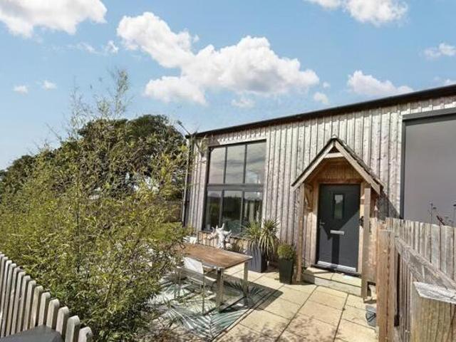 3 Bedroom Barn Conversion For Rent In Bondleigh