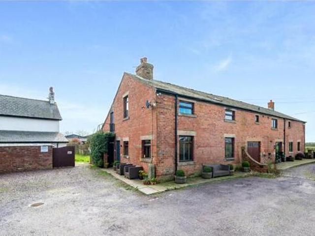 3 Bedroom Barn Conversion For Sale In Out Rawcliffe, Preston